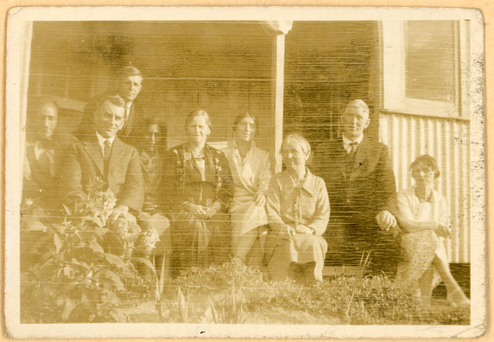 Missionaries At Maungapohatu | Presbyterian Research Centre
